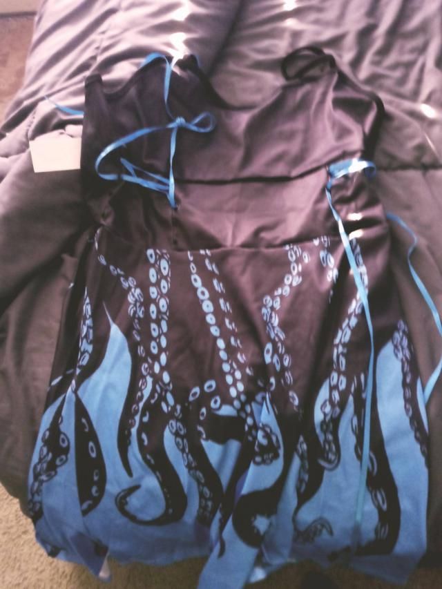 [42% OFF] 2022 High Low Lace Up Octopus Print Cami Dress In BLACK ...